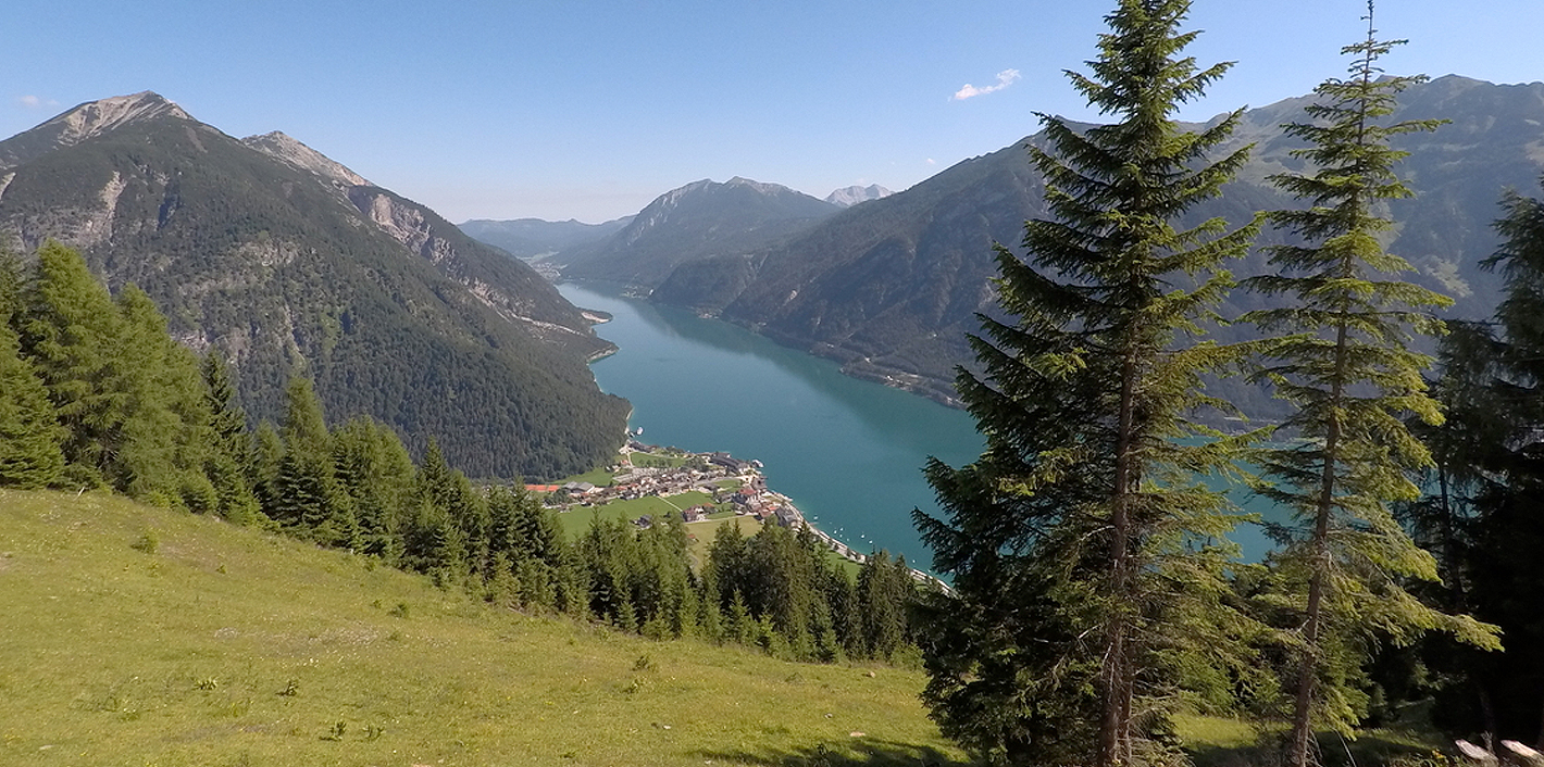 Matkakertomus patikkamatkasta Itävaltaan 2022 | Matkapojat