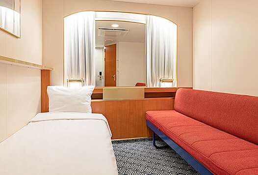 22 h -risteily Tallinnaan | Matkapojat