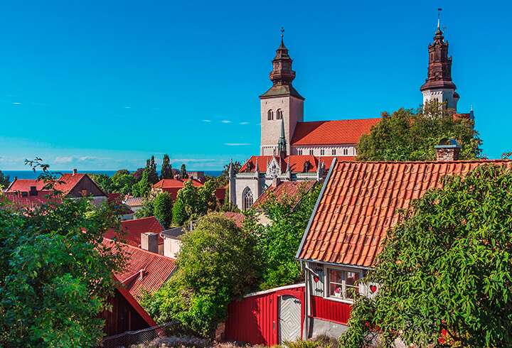 Teemamatkat Ruusujen Visby, dekkareiden Gotlanti | Matka-Agentit ...